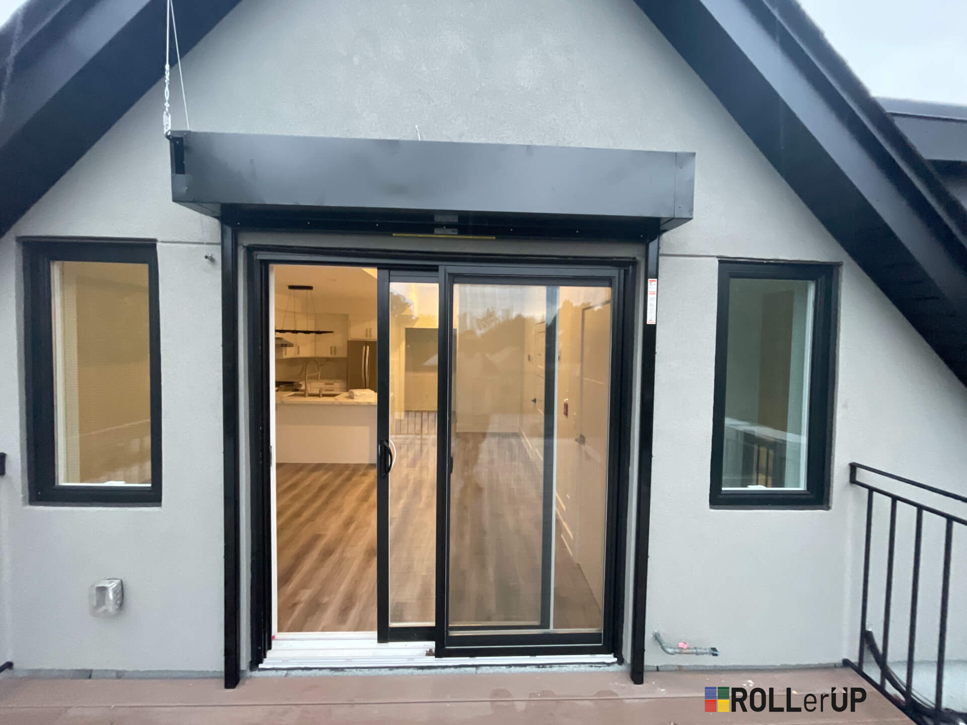 Fire Roller Shutters: Durable Roller Shutter Fire Protection | ROLLerUP